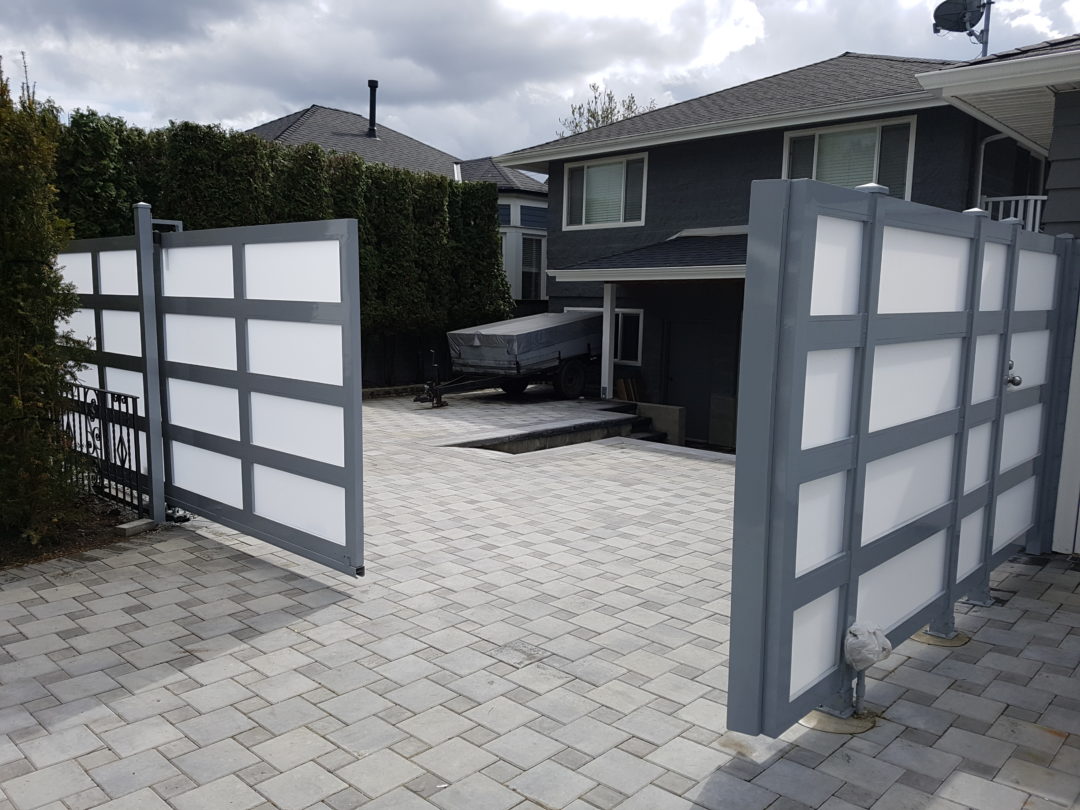 Residential | Amazing Gates and Fencing Ltd.| Custom Built