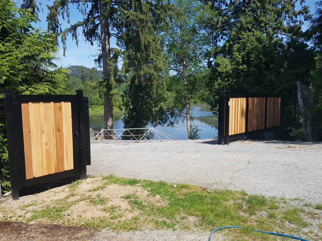 Residential | Amazing Gates and Fencing Ltd.| Custom Built