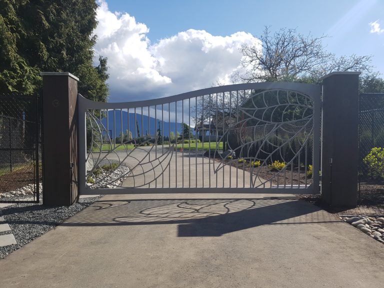 Residential | Amazing Gates and Fencing Ltd.| Custom Built